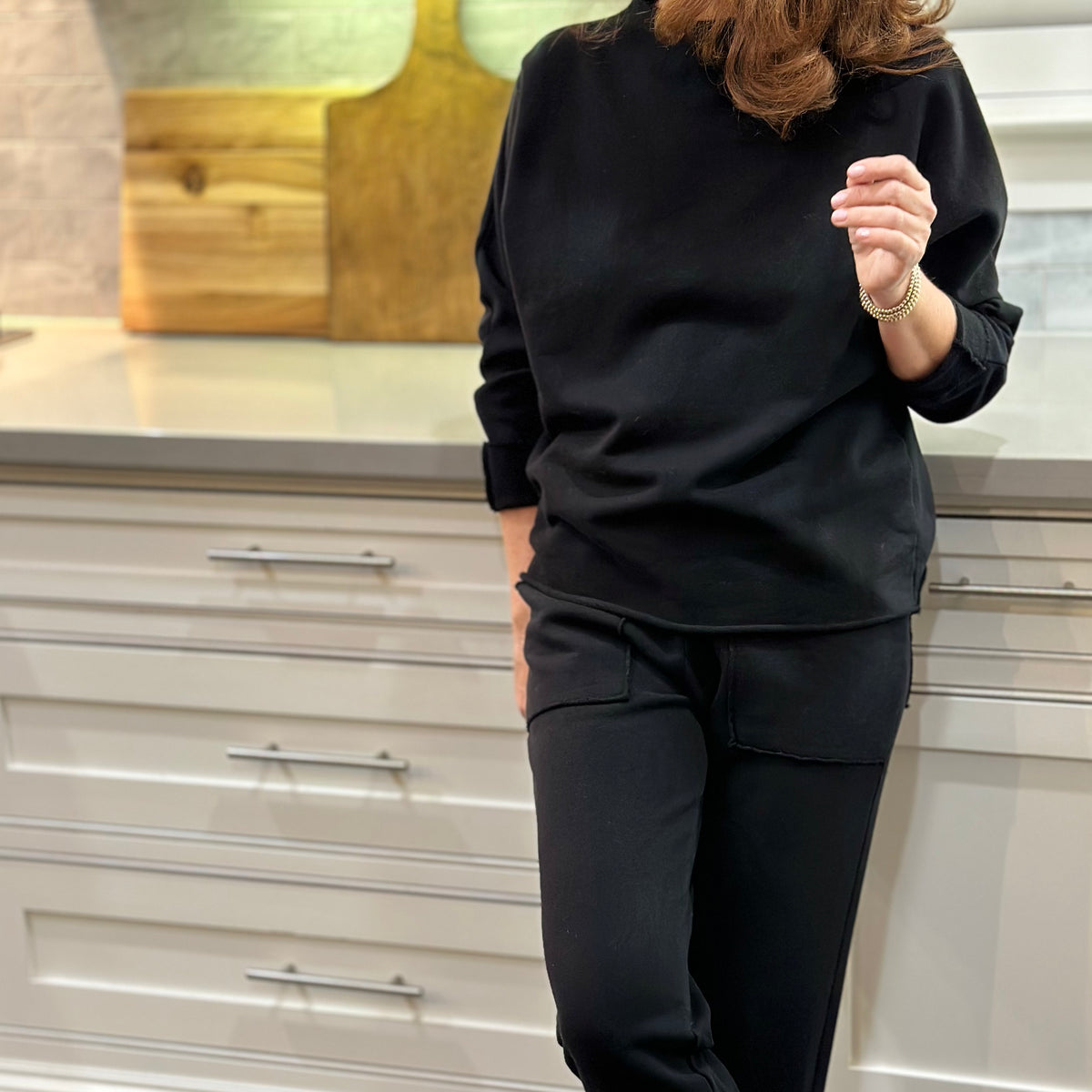 Hello Nite Elsa Jogger in Jet Black – CAS curate.admire.style