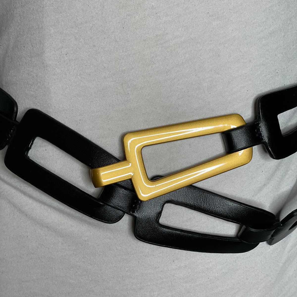 Leather Link Belt in Black – CAS curate.admire.style